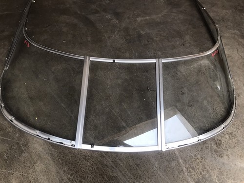 00 Rinker 232 Captiva Boat Windshield wind shield curved glass right ...