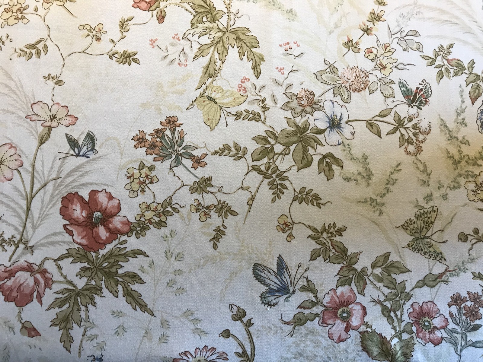 Crowson Fabric ‘Meadow Sweet’ Floral & Butterfly Fat Quarter 22 X 18 ...