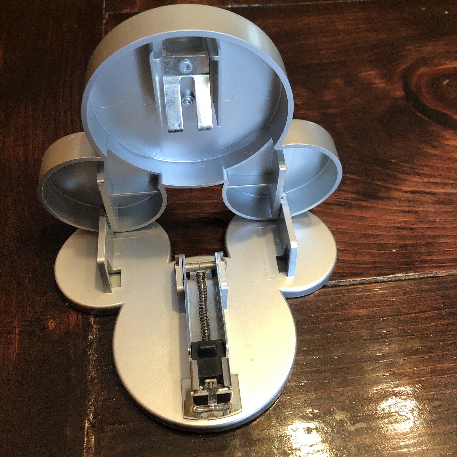 Disney Mickey Mouse Silhouette Desktop Stapler SILVER | eBay