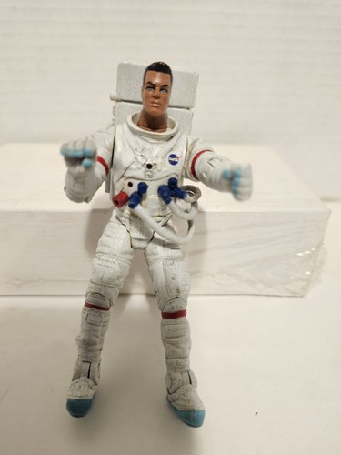 2001 Space Voyagers Astrosquad Commander Wolf Perry NASA Astronaut ...