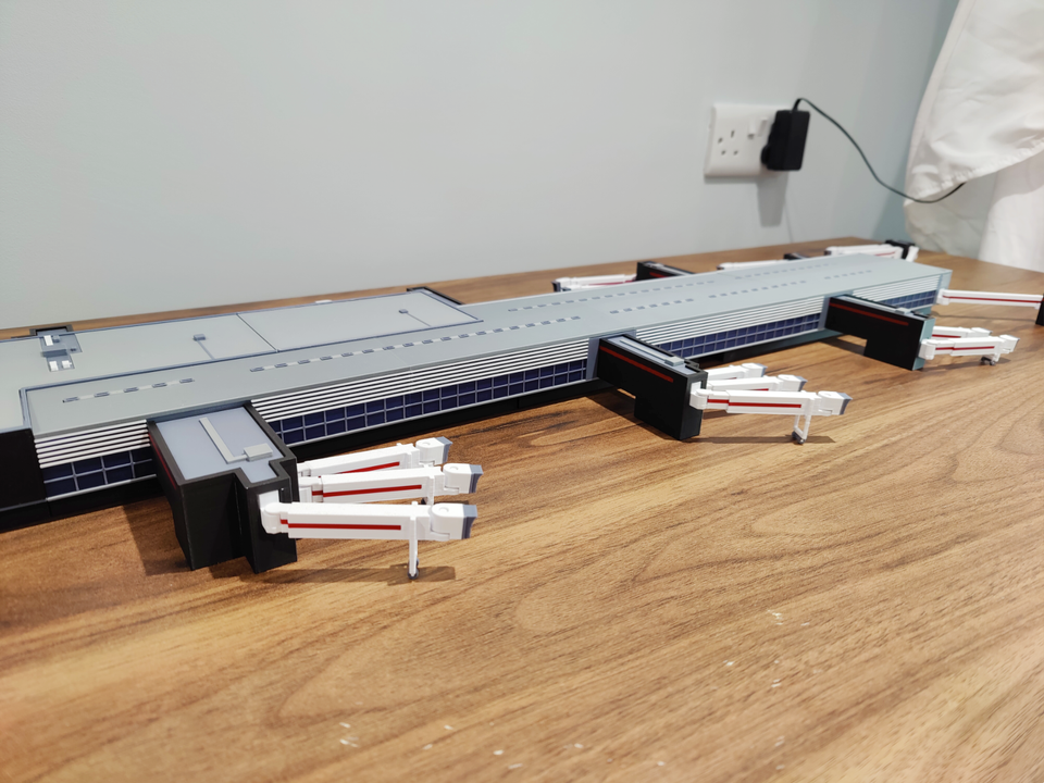LONDON HEATHROW TERMINAL 2 PIER (T2B) 1:400 Scale Diorama Model Airport ...