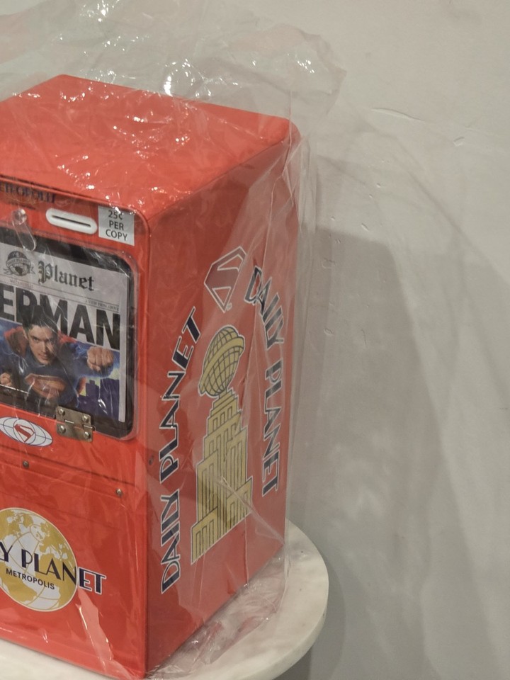 Superman 2025 AMC Daily Planet Newspaper Box Popcorn Bucket NEW In Hand ...