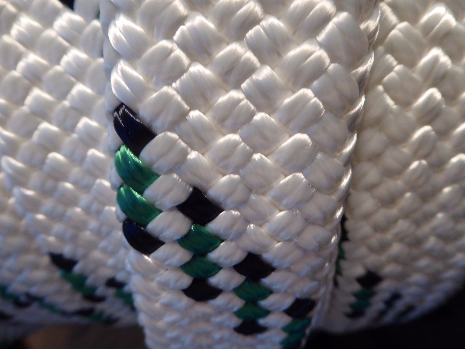 1.5" x 200 ft. hollow/flat braid polyester rope. High Quality.Made in ...