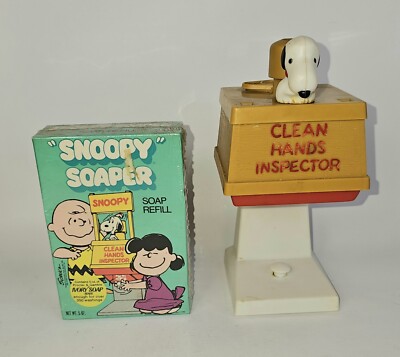 Vtg PEANUTS SNOOPY CLEAN HANDS INSPECTOR Dispenser w/ SNOOPY SOAPER ...