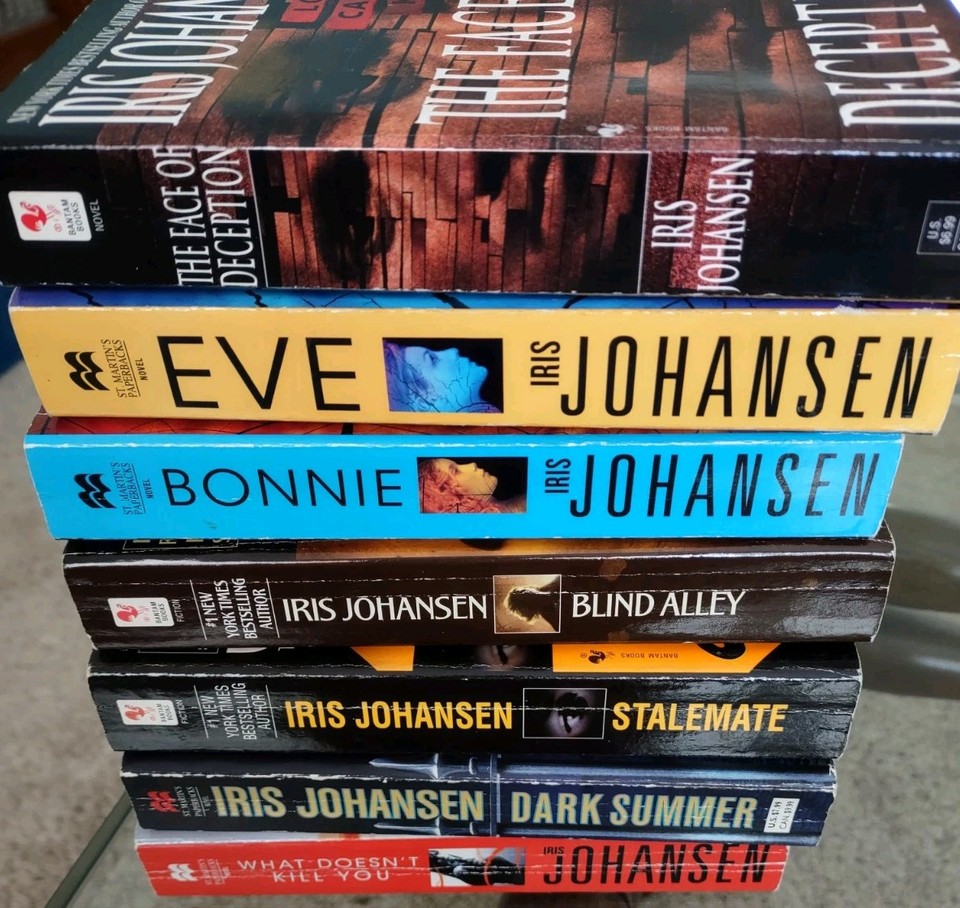 Mixed Lot of 7 novels by Iris Johansen Eve Duncan & Others PB READ ...