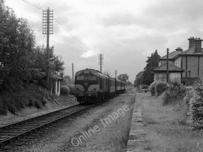 Photo 6x4 Train at Fiddown Turkstown A CIE 001 class locomotive hauls ...
