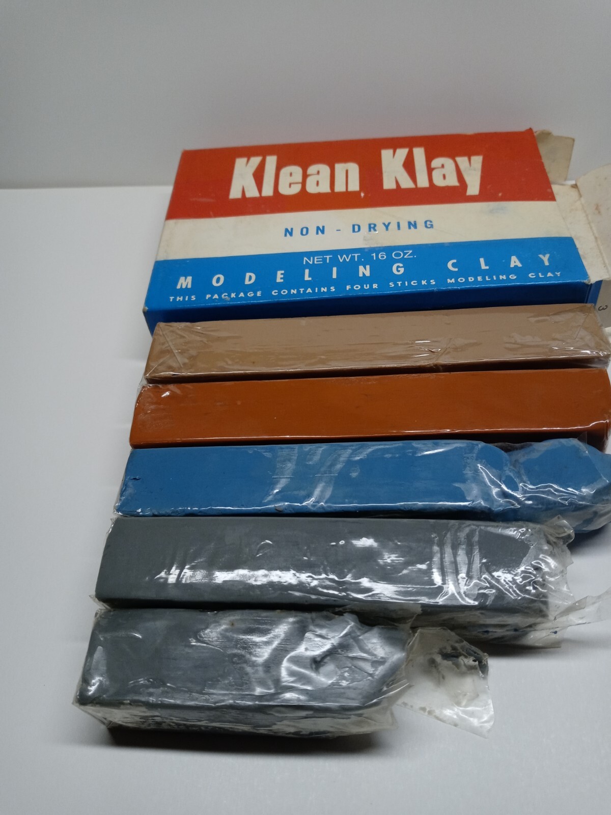 Pre-owned KLEAN KLAY Modeling Clay, Assorted Colors, #20, Non-Drying ...