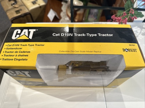 CATERPILLAR Norscot D10N Track-Type Tractor Model # 55701 1:50 Scale ...