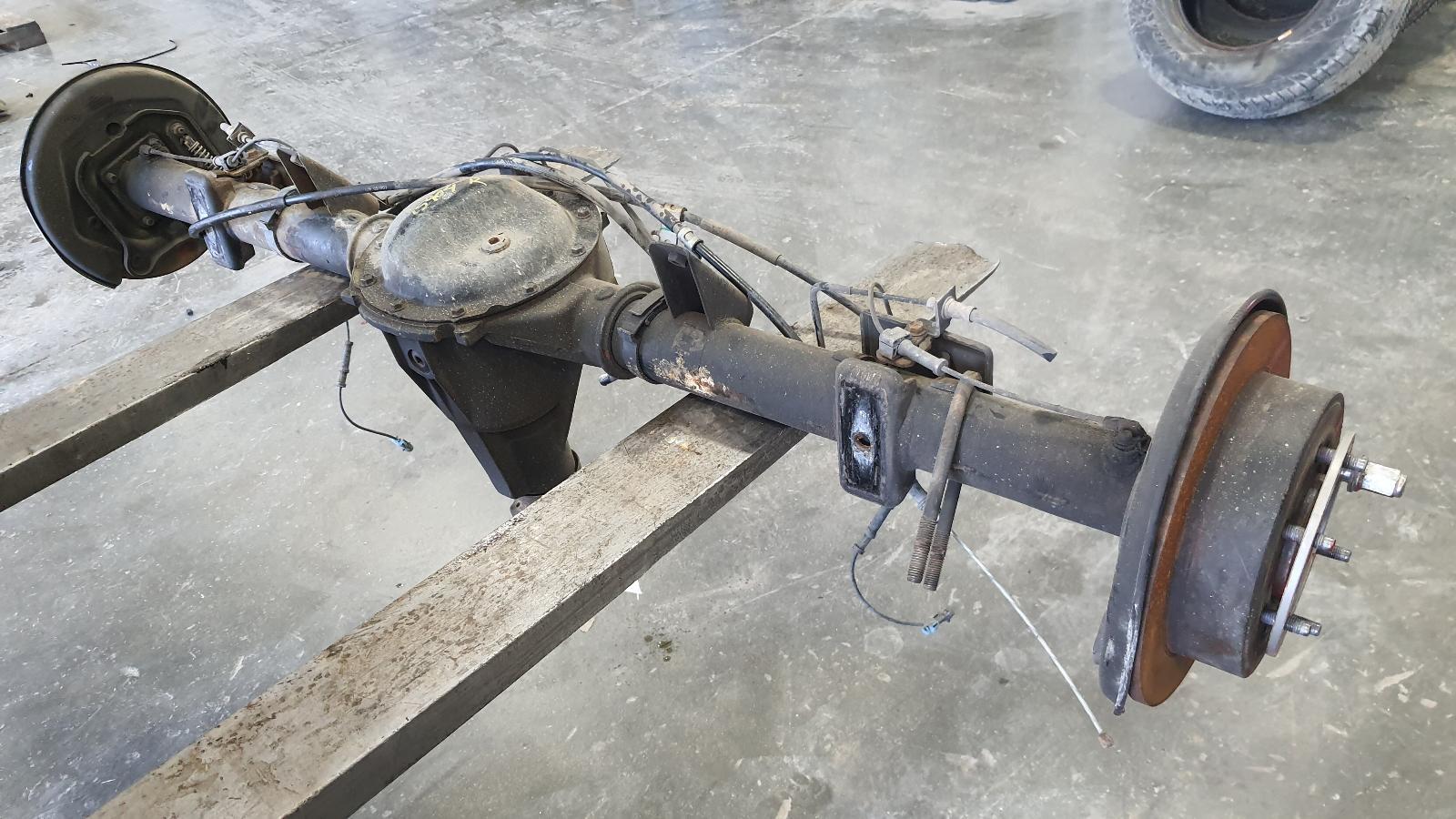 Hummer H3 Rear Axle Stats