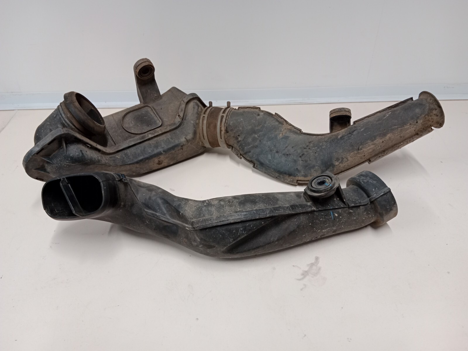 VW New Beetle Air Filter Box Piping - Intake Duct - Volkswagen 1.6l ...