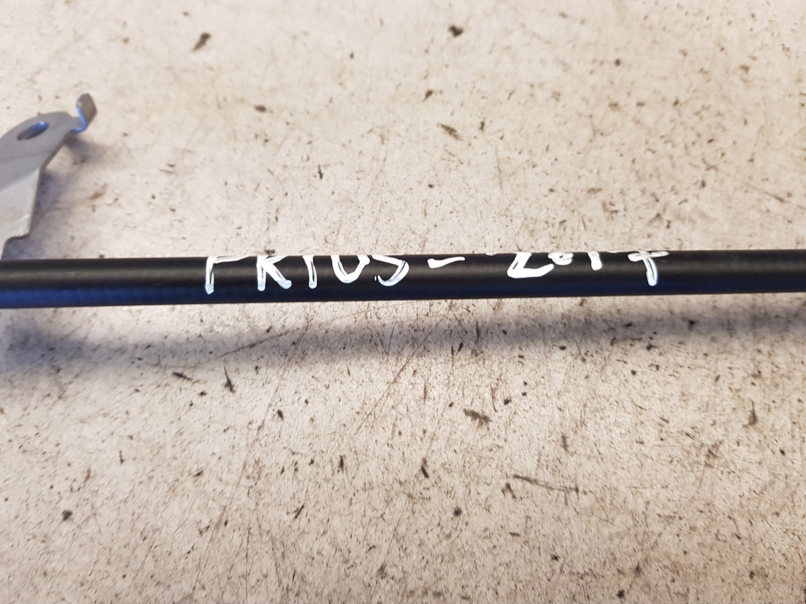 Toyota Prius Hand Brake Adjust Cable Prius 1.8 vvti Hybrid Auto 2017 ...