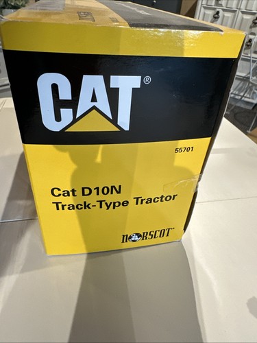 CATERPILLAR Norscot D10N Track-Type Tractor Model # 55701 1:50 Scale ...