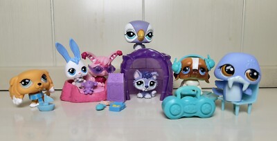 Lot of Littlest Pet Shop LPS Winter Theme- Lot 7 Pets, 14 Accessories ...
