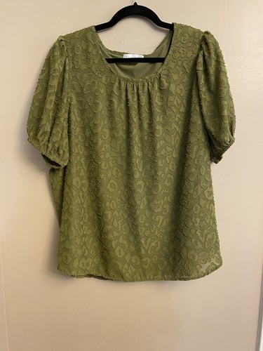 Retrology Women’s Top 1X Green Textured Floral Lined Blouse Boho ...