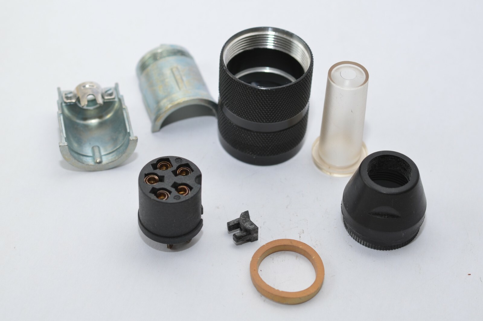 Gross-Tuchel Kabel-Buchse T3084-002, 5-polig f. Neumann Telefunken ...