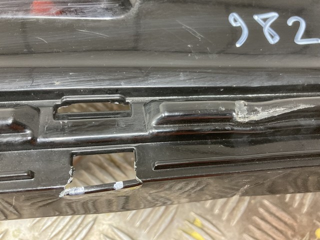 Genuine Mitsubishi Outlander PHEV 2015on Front Bumper Centre Grill Trim ...