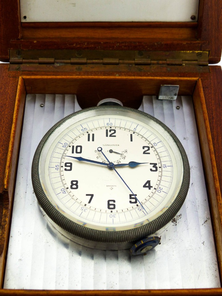 Brevets deck watch chronometer in a wooden box | eBay