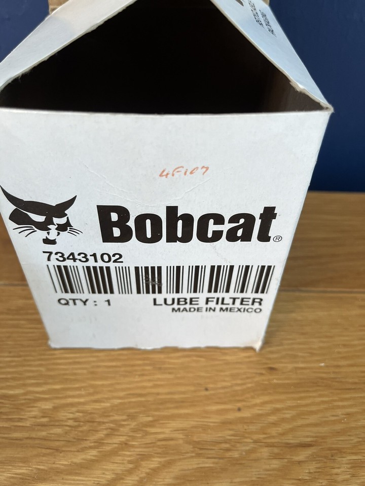 for Bobcat Engine Oil Filter 7012303 7343102 S62 S64 S630 S650 S66 S740 ...
