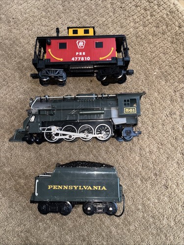 Set of 3 Train car Pieces By Lionel Coal Tender, 561 Engine, PRR G ...