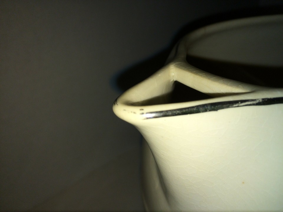 Vintage UNIVERSAL CAMBRIDGE Oven Proof Made in USA 7" tall Pitcher IRIS ...