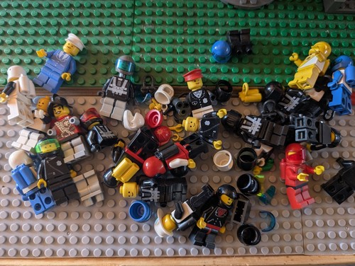 Huge Lot Vintage Original Lego City And Space Minifigs | eBay