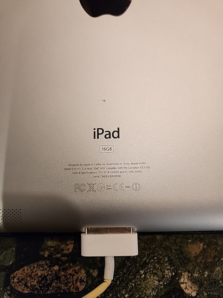 Apple iPAD 2 16GB Silver Model A1395 Tested *READ DESCRIPTION* | eBay
