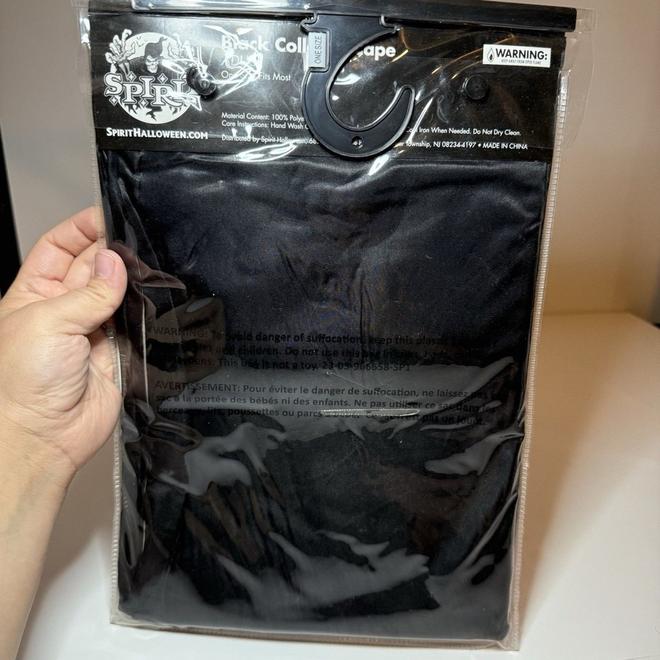 NWT Spirit Halloween Black Collared Cape One Size Adults Costume Unisex ...