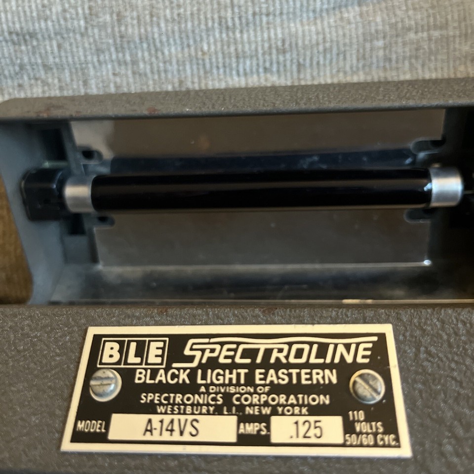 Spectroline Black Light Eastern A-14VS UV Light 110 Volt Small Vintage ...