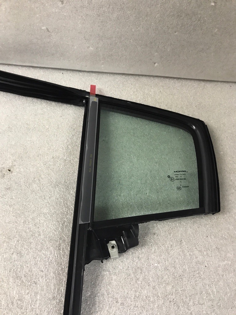 2011-2017 Dodge Charger Rear Driver Left Door Glass with Run Channel ...