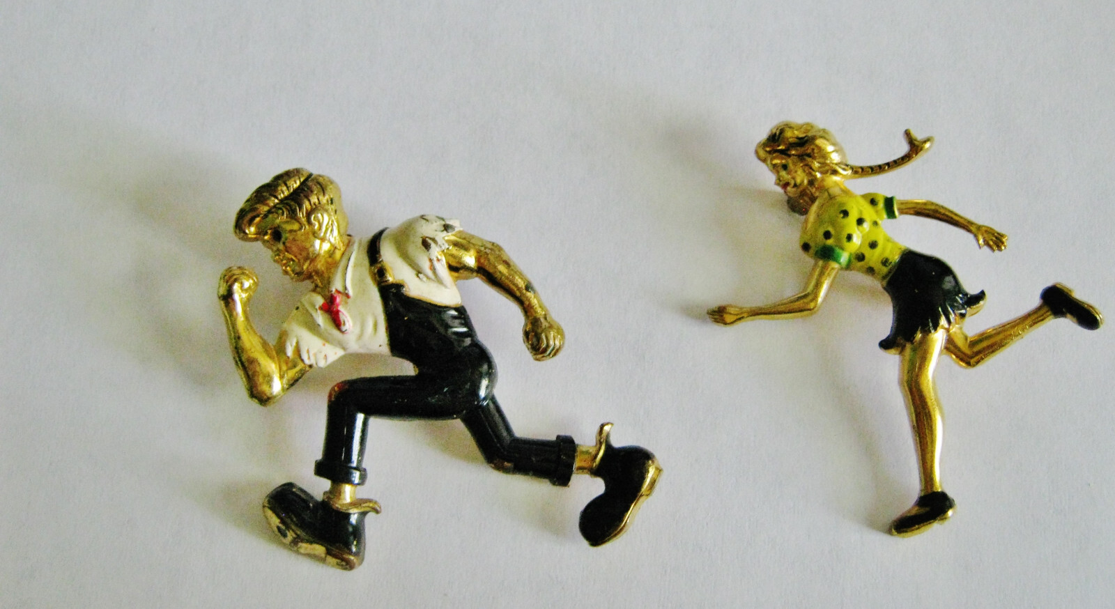 VINTAGE SADIE HAWKINS DAY, DAISY MAE CHASING LIL ABNER IN DOGPATCH ...