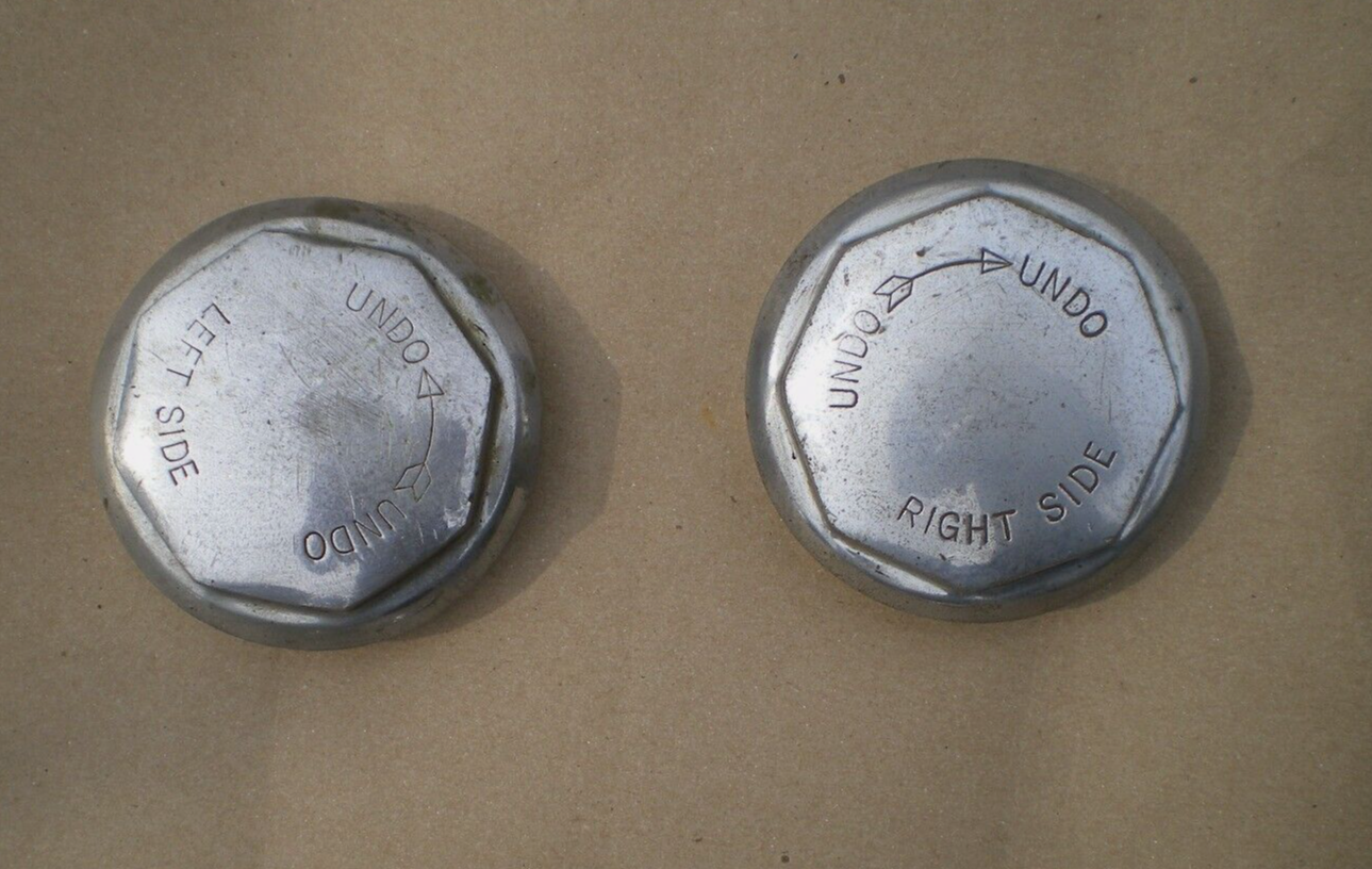 MGB Midget Austin Healey Sprite LH & RH Wire Wheel Knock Off Coarse ...