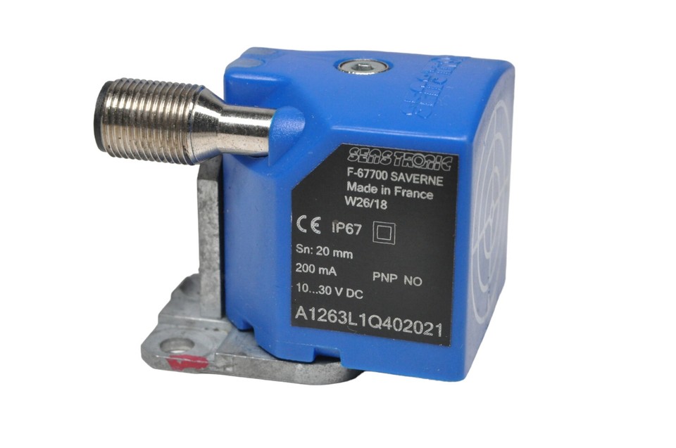 SENSTRONIC Inductive Sensor A1263L1Q402021, 20mm, 10...30V DC, 200mA ...