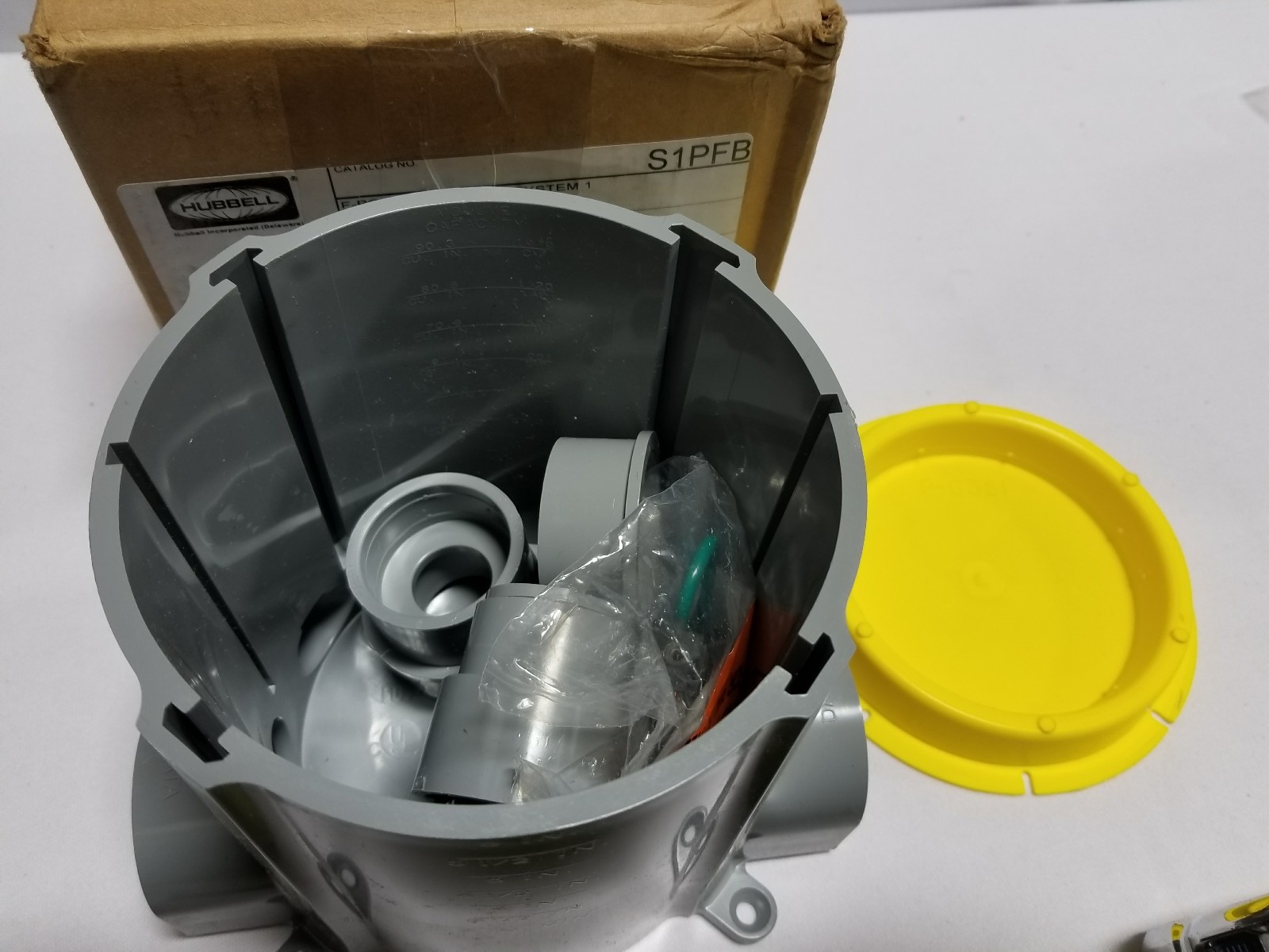 Hubbell F-box Plastic Round System Concrete Cover P-7464 100cu.in for ...