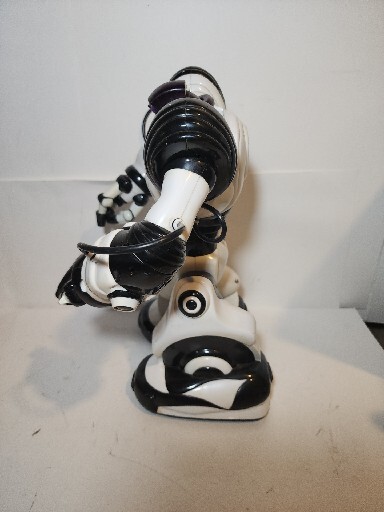VINTAGE WOWWEE WHITE & BLACK ROBOSAPIEN ROBOT 2004 WORKS GREAT NO ...