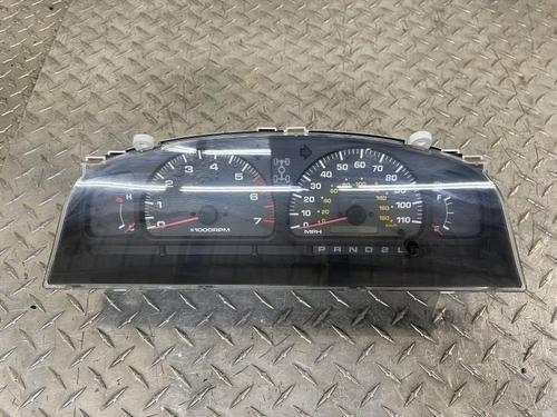 2001-2002 Toyota 4Runner 4x4 Speedometer Gauges Cluster MPH Tachometer ...