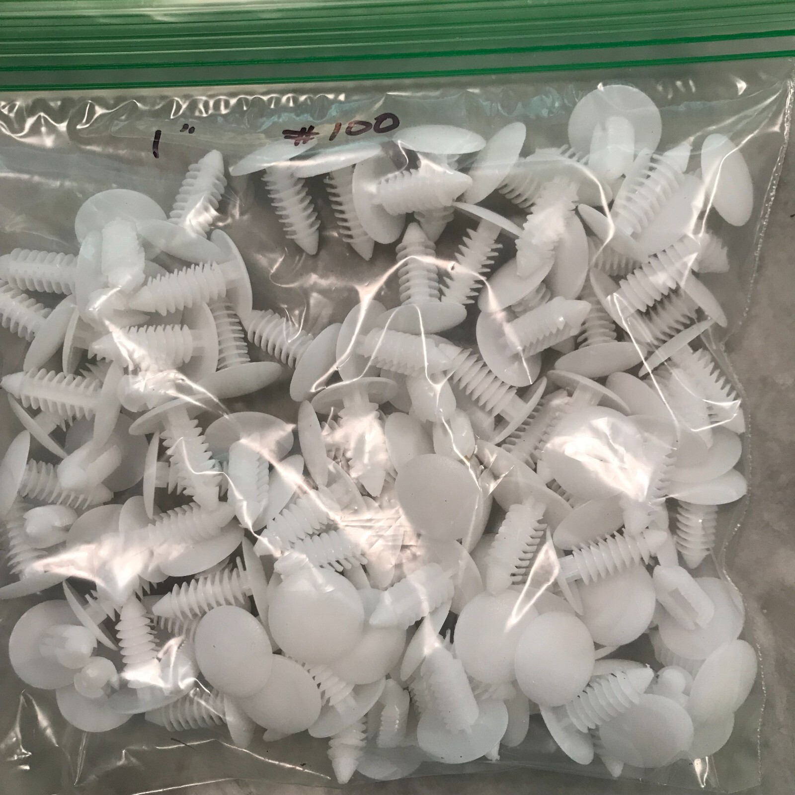 1" Vapor Barrier Fasteners Christmas Tree Fasteners (100 pieces) | eBay