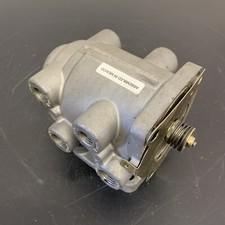Genuine Bendix OEM # 483144C91 Elbow Air Brake Check Valve for sale ...