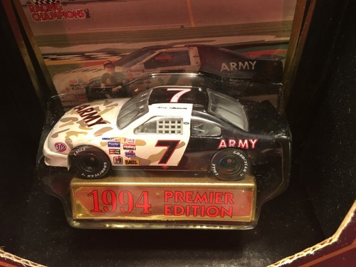 ALAN KULWICKI 7 Ford Thunderbird Army Desert Storm 1992 1/64 Diecast ...