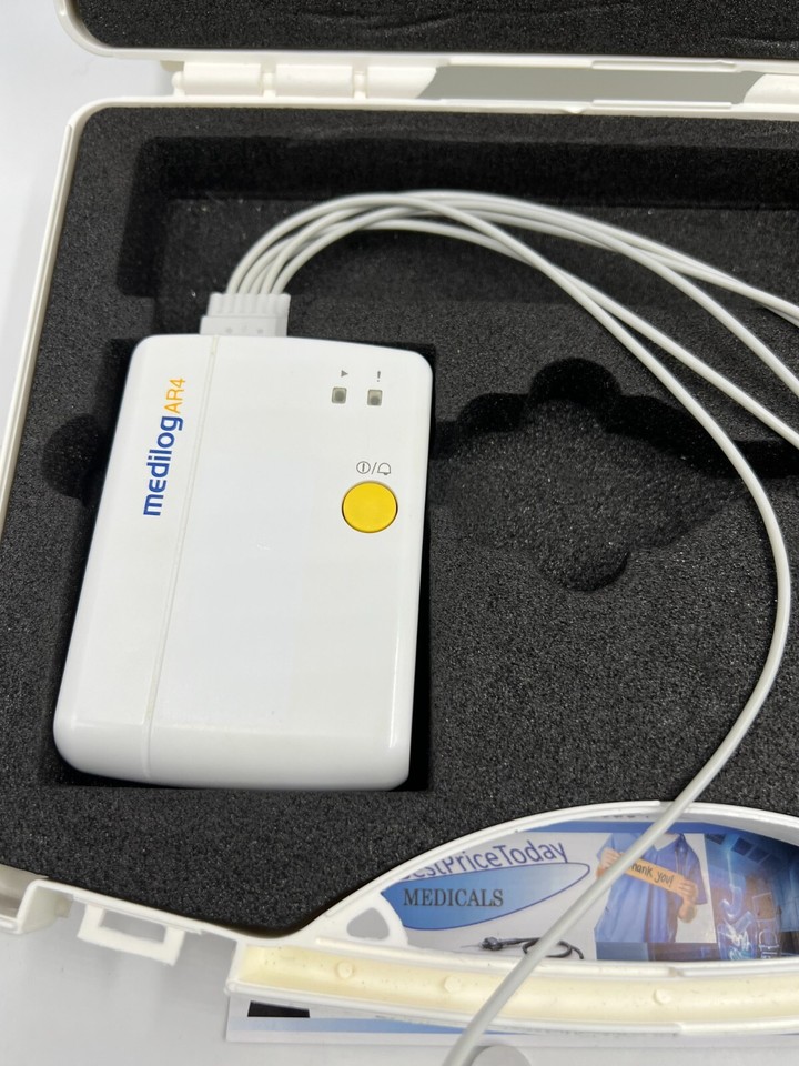 Huntleigh Medilog AR-4 Holter monitor ECG patient recorder with cable ...
