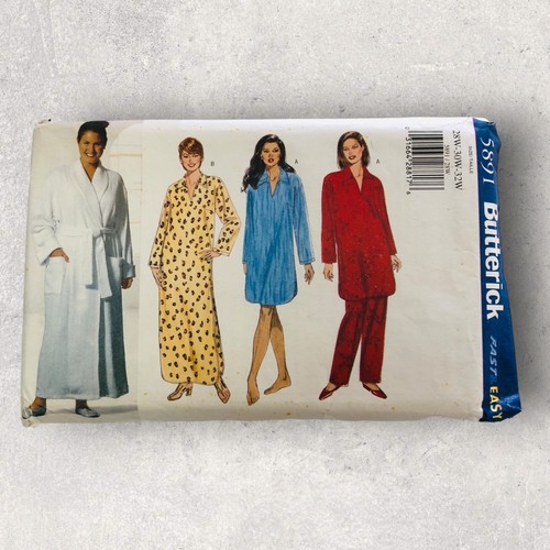 Butterick 5891 Women's Nightwear Sewing Pattern Sizes 28W-32W Robe ...