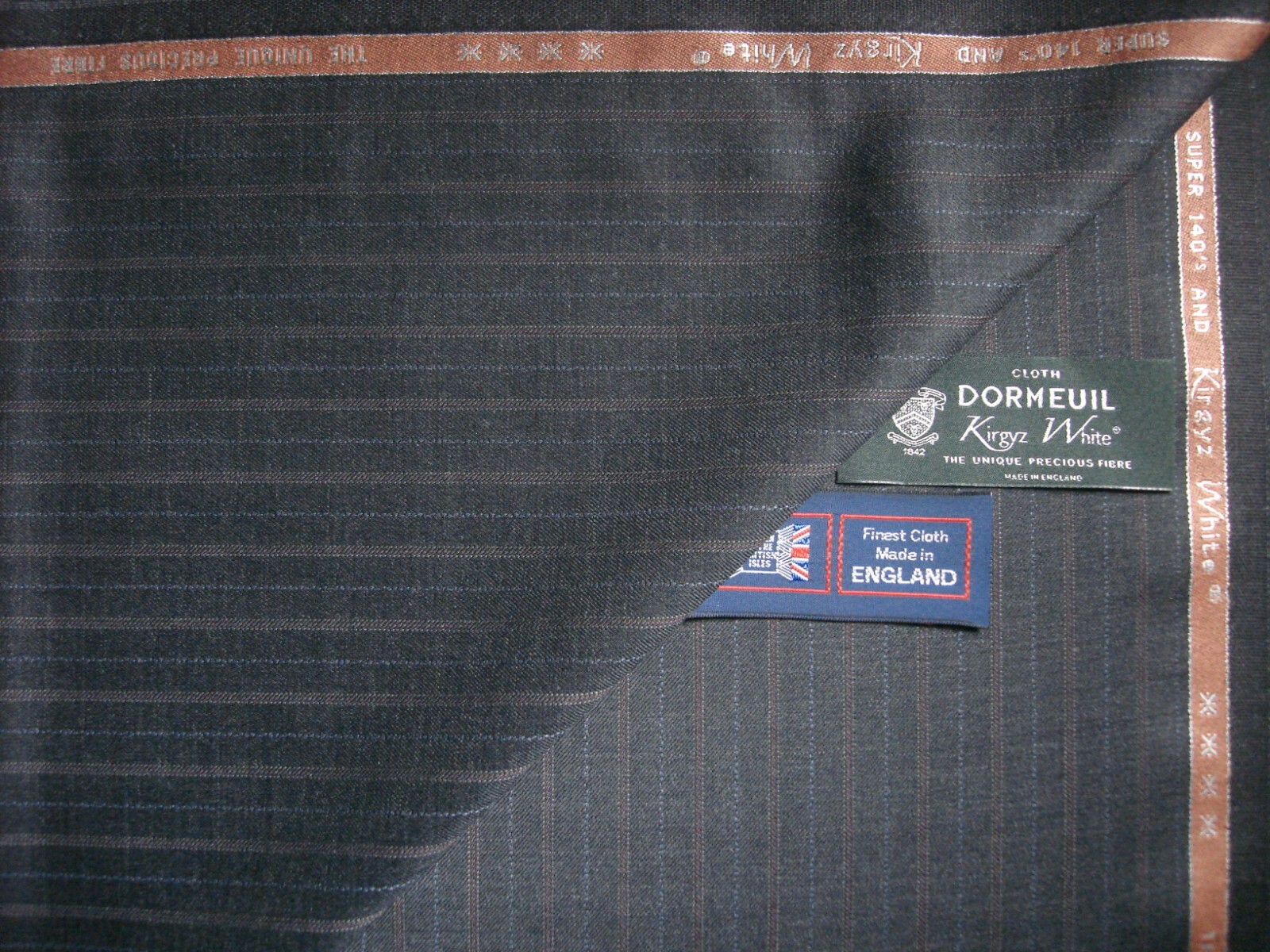 DORMEUIL 70% SUPER 140’s & 30% KIRGYZ WHITEⓇ WOOL WORSTED SUITING ...