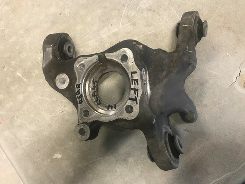 14 - 18 MERCEDES GLA45 CLA45 REAR LEFT Suspension spindle knuckle ...