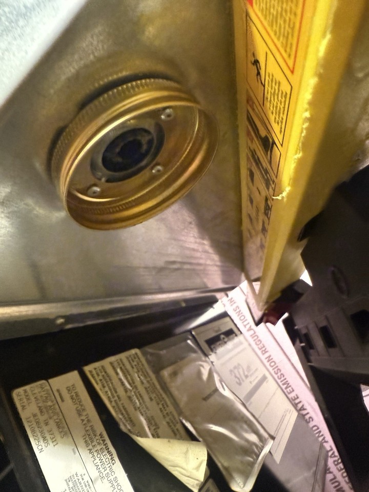 Jenn Air 30" Electric Cooktop Stainless & Black Burners Downdraft ...