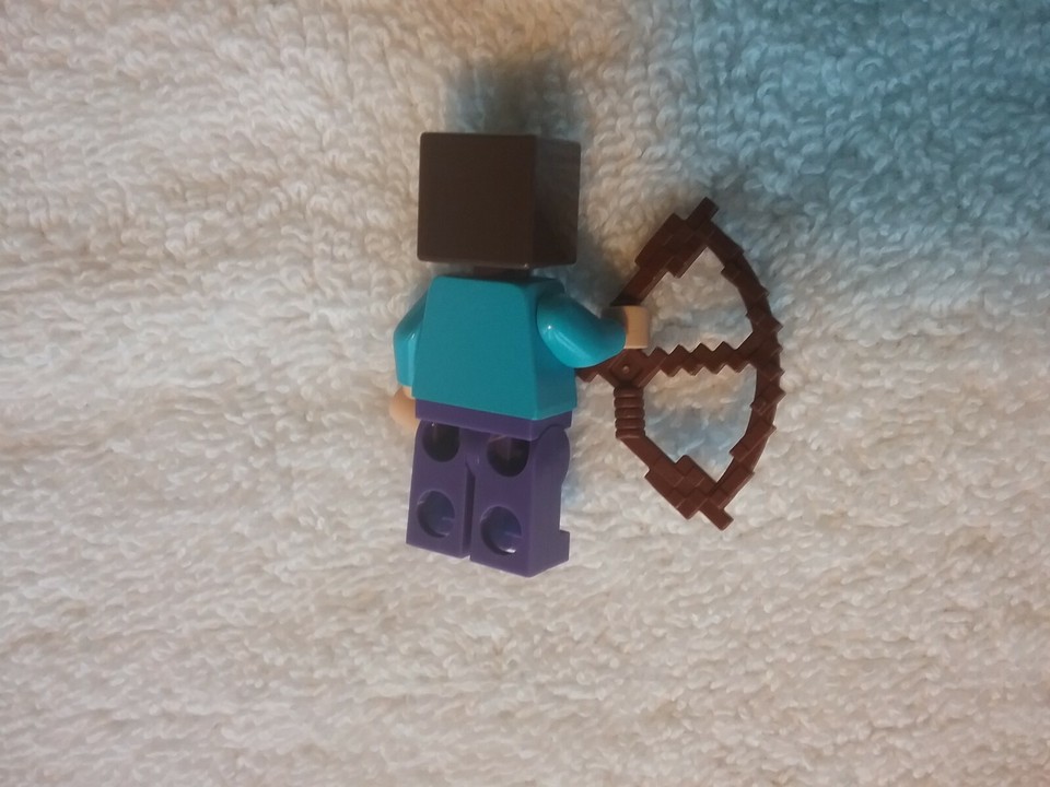 Lego Minecraft Minifigure Steve with Weapon Bow/Arrow from Series Set ...