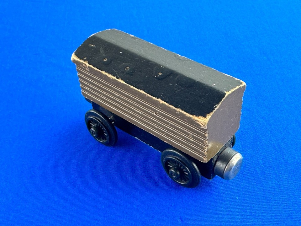 TROUBLESOME BRAKEVAN (1994) BLACK ROOF Flat Magnets Thomas Wooden RARE ...