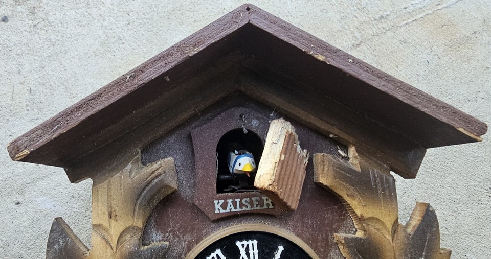 Vintage KAISER German CUCKOO Coocoo CLOCK Parts Repair 2 4.5" Pinecone ...