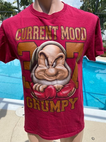 Disney Current Mood #37 Grumpy/Snow White T shirt mens Red M Medium | eBay