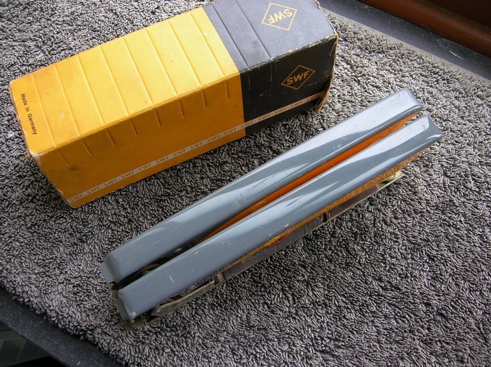 WORKING ORIGINAL VOLKSWAGEN SEMAPHORES VW OVAL BUG BEETLE SWF SEMAPHORE ...