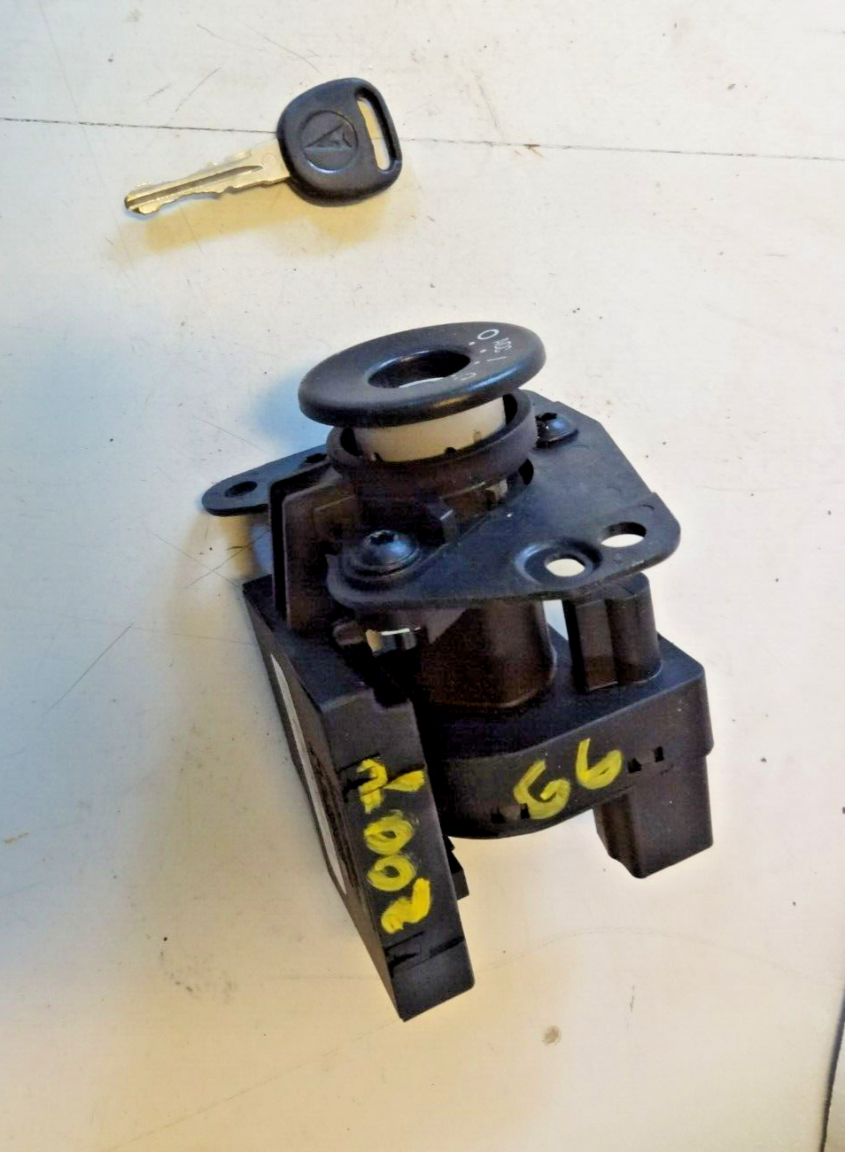 2005-2010 Pontiac G6 Chevrolet Malibu IGNITION STARTER LOCK CYLINDER ...