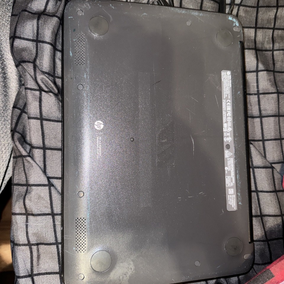 HP Chrome 11 G4 TPN-Q151 Good Working Condition Comes With Charger 11 ...